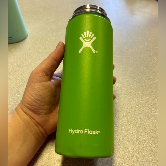 Hydro Flask | Dining | Hydro Flask Green Water Bottle | Poshmark
